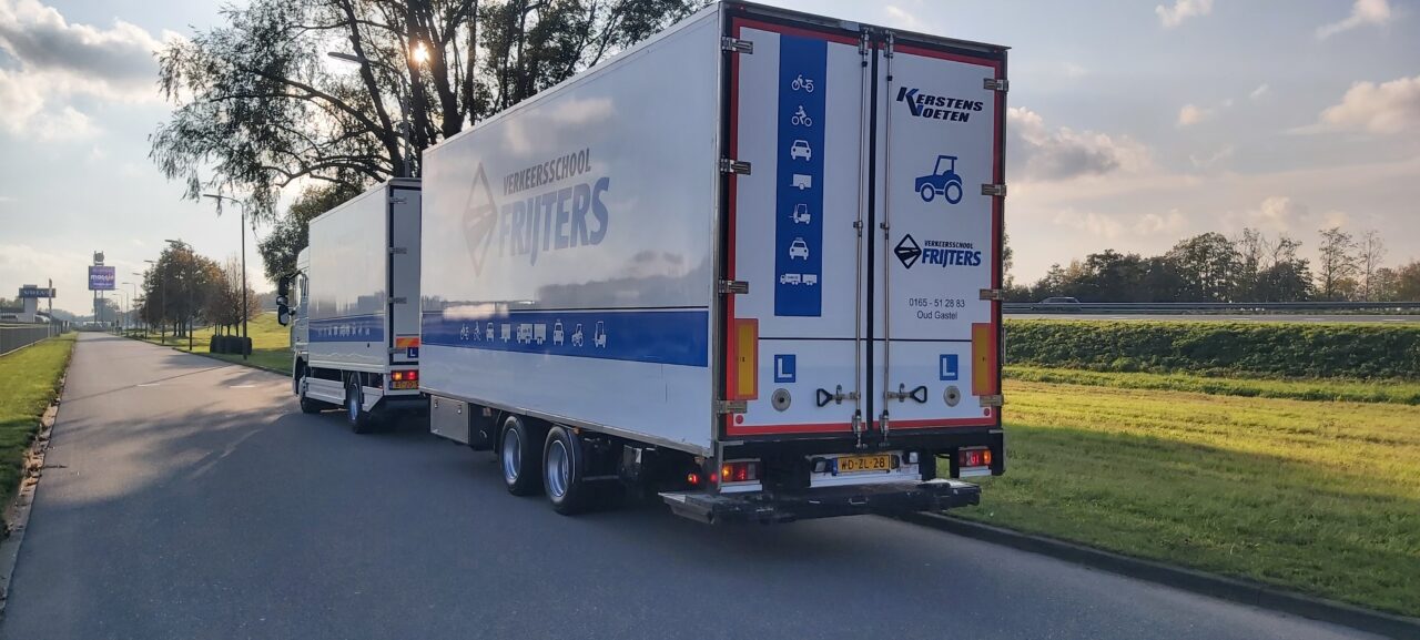 CE - Vrachtauto aanhanger - Verkeersschool Frijters